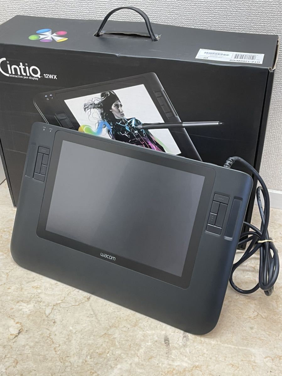 T0727 Wacom/ワコム Cintiq 12WX DTZ-1200W/G 液晶ペンタブレット ペンタブ 12.2イン箱付き 付属品あり ...