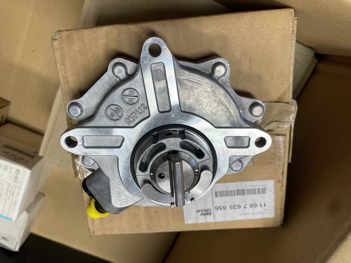 BMW☆E46E82E87E90E91E92E93F10E83E84E85バキュームポンプ純正11667635656☆未使用 /【Buyee ...