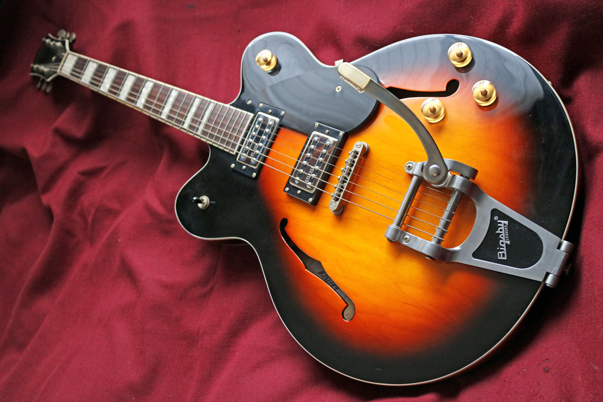 【Gretsch】G2622T Streamliner Center Block with Bigsby（Broad’Tron PU搭載／センターブロック仕様セミアコ／Bigsby B70搭載 ...