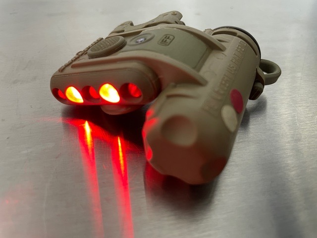 新品 SureFire HL1-C-TN WH/RED, IR Helmet Light seal Marsoc Devgru delta Eagle crye 米軍 シュアファイア ...