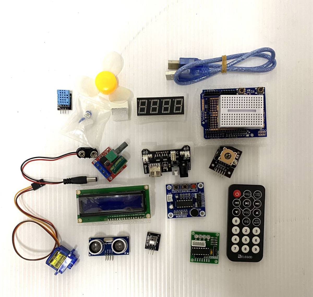 これ1冊でできる！Arduinoではじめる電子工作超入門 Arduino Uno R3マイコン他電子部品まとめ売り /【Buyee ...