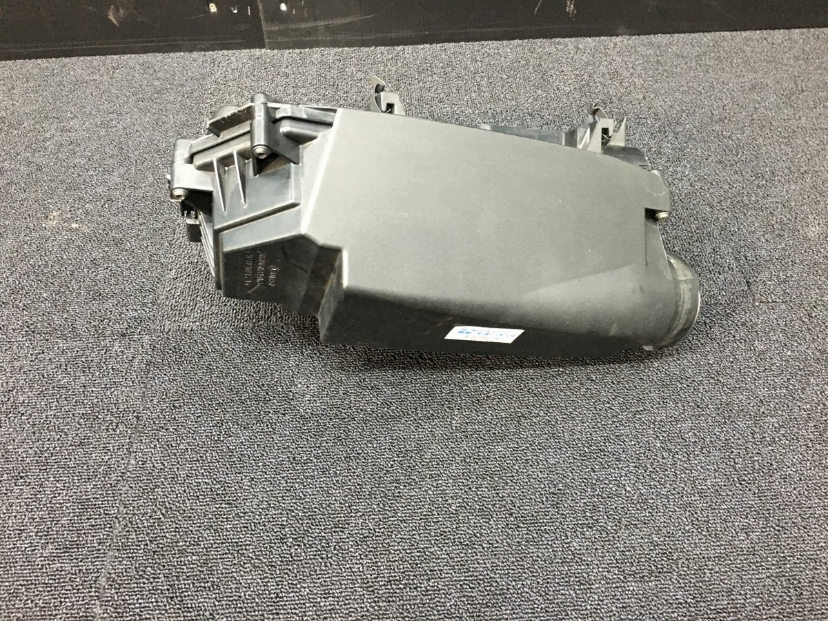 ⑲ W204 C200 ベンツ エアクリーナーボックス 2710901601 75972㎞ シルバー775 CGI BE /【Buyee ...