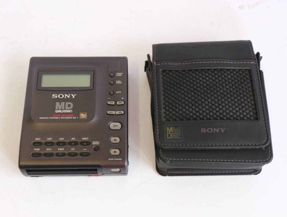 SONY ソニー MZ-1 MDウォークマン ケース付き MINIDISC WALKMAN PORTABLE RECORDER BP-MZ1 ...