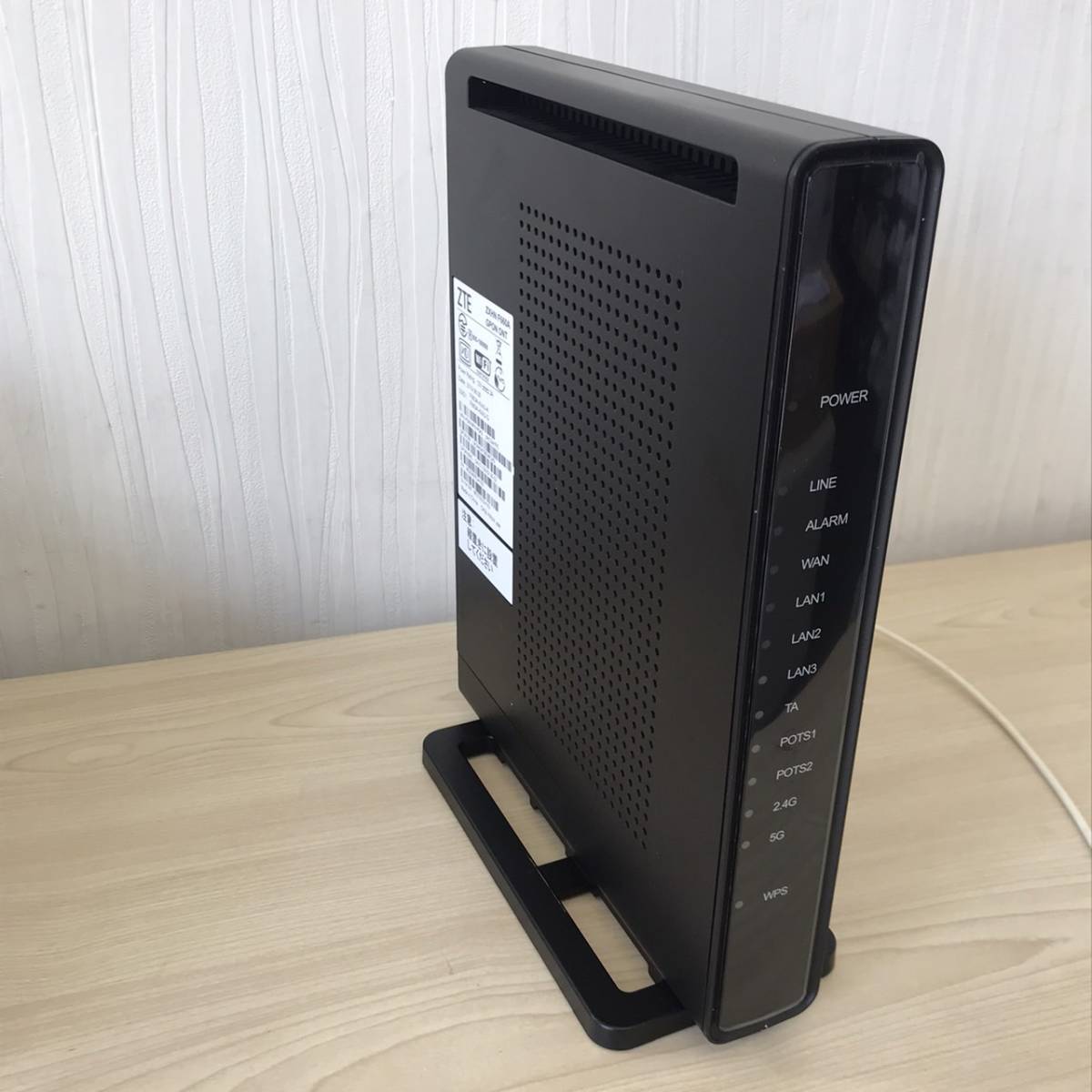 【M854】 中古 ジャンク 動作未確認 wifiルーター ZTE ZXHN F660A ONU GPON ONT 無線LAN NURO光 ...