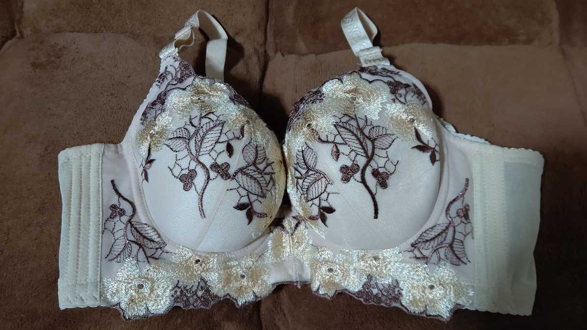 ブラジャー☆ベージュ☆E75 /【Buyee】 Buyee - Japanese Proxy Service | Buy from Japan!