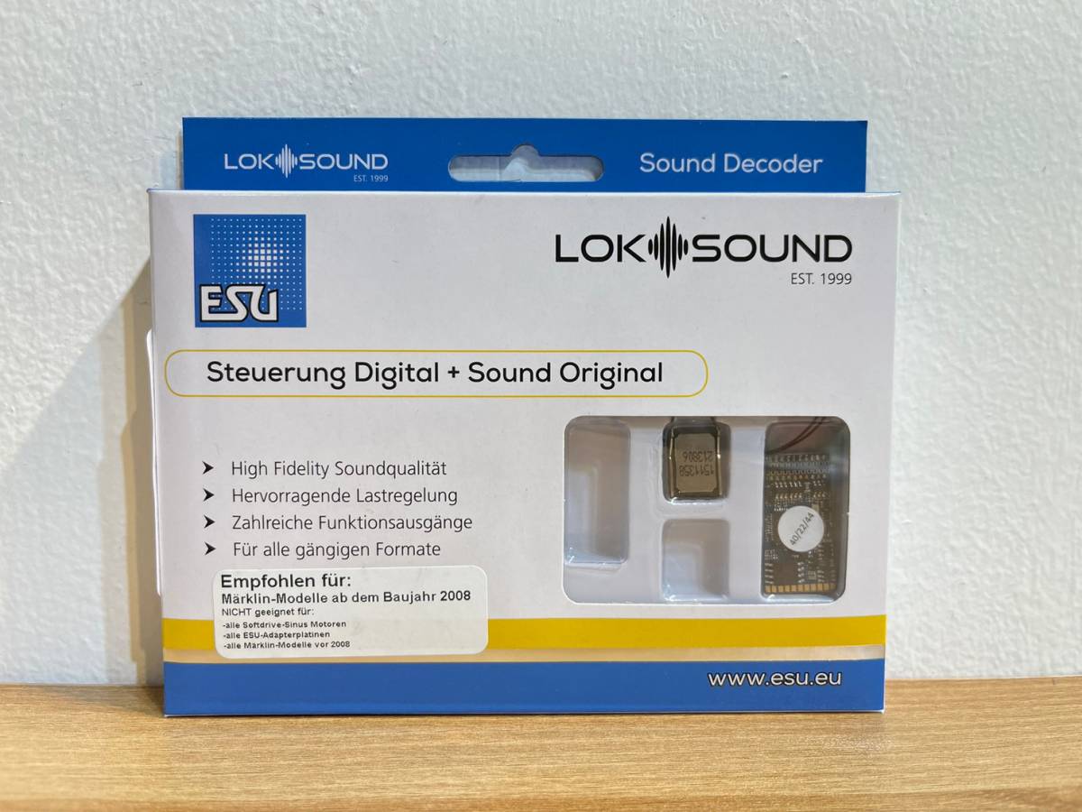 ESU 58449 LokSound 5 DCC/MM/SX/M4 blank decoder, 21MTC「MKL」,with speaker 11x15mm, 0,H0 未開封・新品 ...