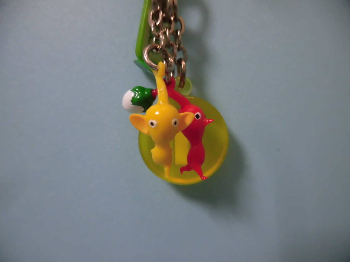 There. Have some photos of obscure merch that half of the Fandom has ...