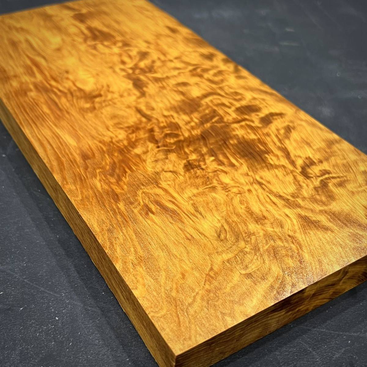 屋久杉 激乱れ虎杢 光明杢 板材 無垢材 希少材 (1-2-5) W305㎜D154㎜H22㎜ ペンブランク ハンドメイド素材 全国送料210円 /【Buyee】 Buyee ...