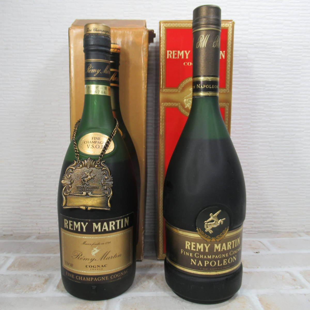 0220G 未開栓/箱付き/REMY MARTIN/レミーマルタン/フィーヌ シャンパーニュ/コニャック/ブランデー/ナポレオン ...