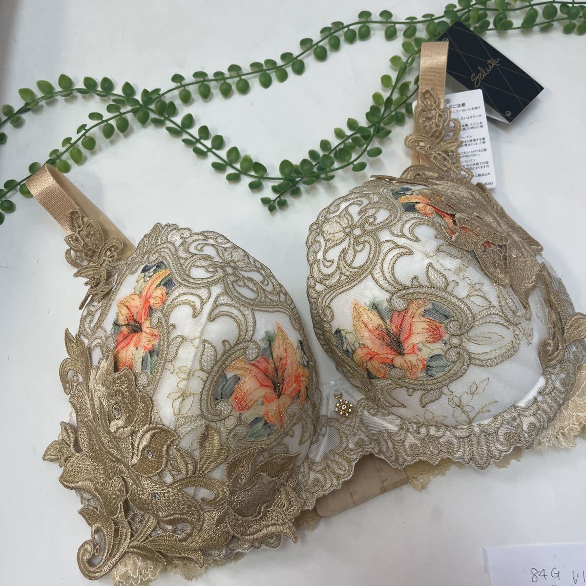 82G Wacoal Salute ワコール サルート ブラジャー タグ付き新品 /【Buyee】 Buyee - Japanese Proxy Service | Buy from Japan!