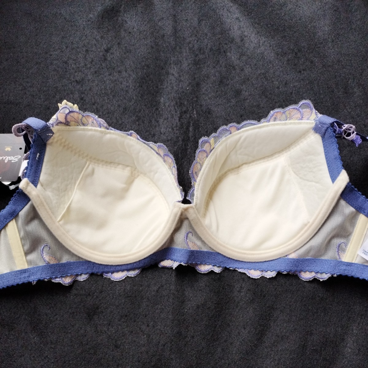 サルート 92 ブラジャー E75 WACOAL タグ付き ジャンヌ・ダルク グラマー /【Buyee】 Buyee - Japanese Proxy Service | Buy from ...