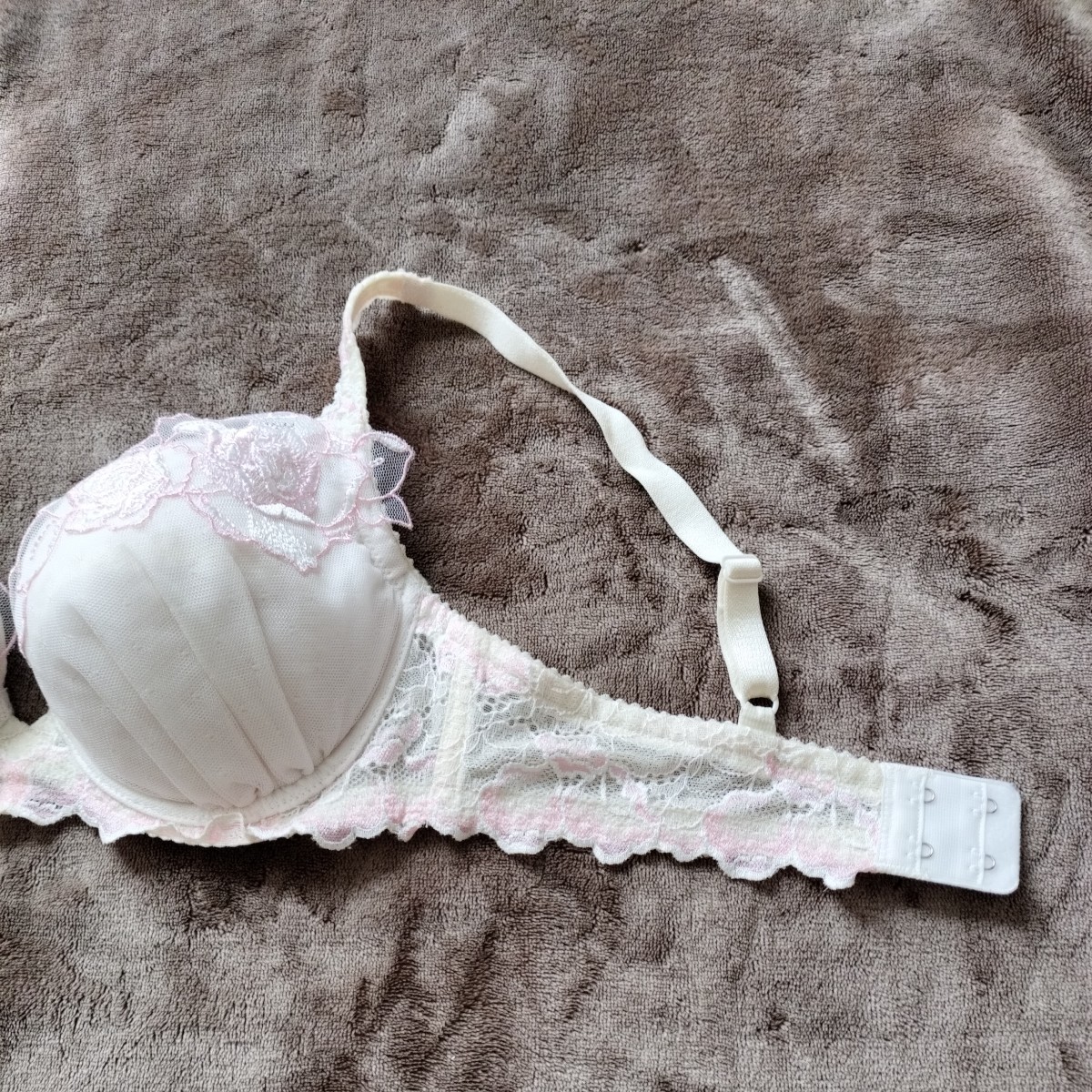 サルート 91 ブラジャー単品 E65 補正下着 タグなし 未使用 コレクション WACOAL 白ピンク レース /【Buyee】 Buyee - Japanese Proxy Service ...