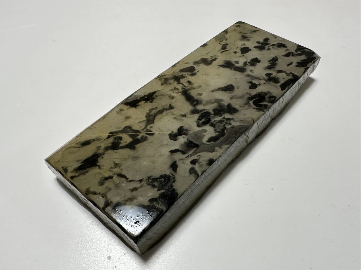 ☆ 高級 天然砥石 正本山 カラス からす 仕上砥石 研ぎ石 大工道具 理容 総重量 約700g /【Buyee】 Buyee - Japanese Proxy Service | Buy ...