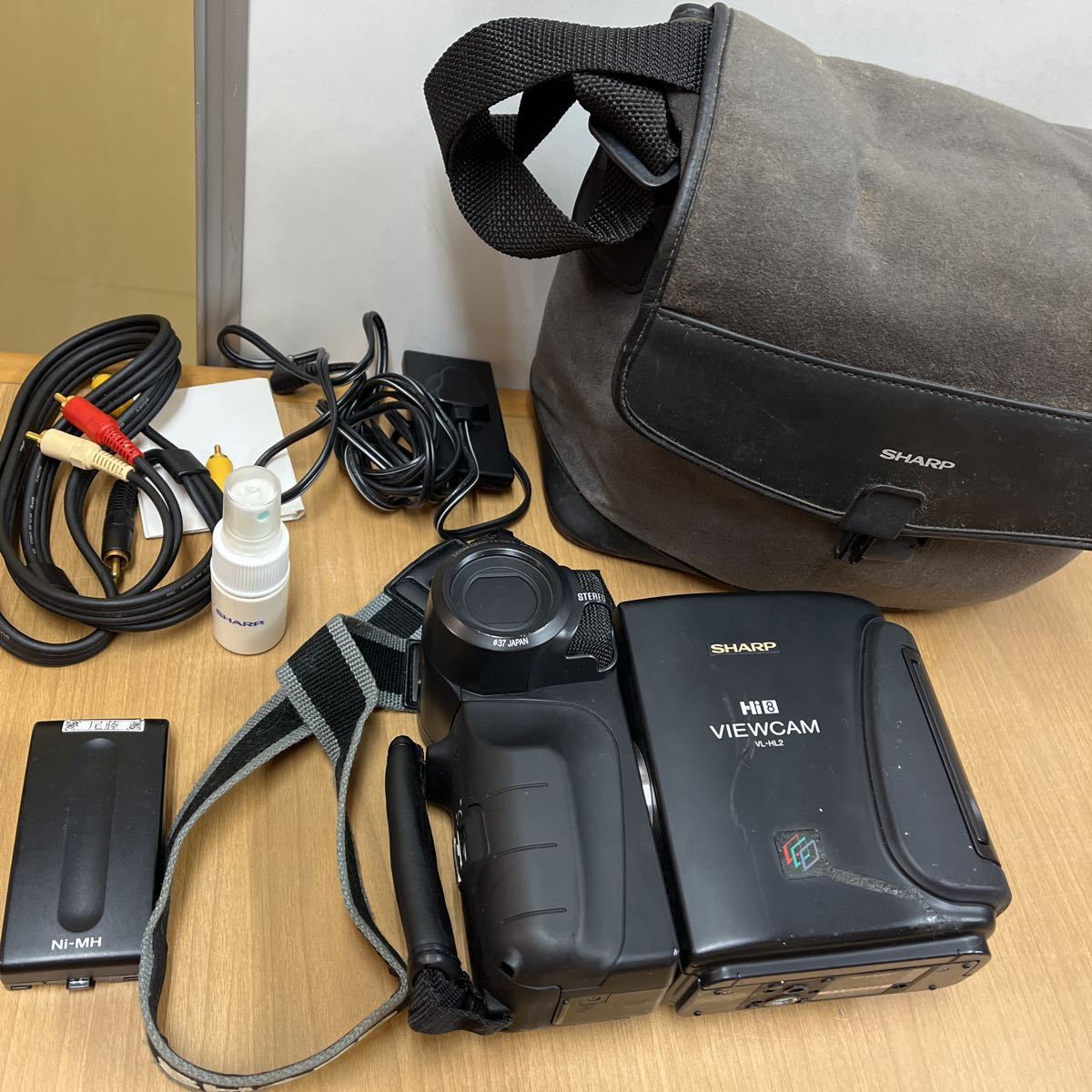 (TA-170☆80サイズ) SHARP シャープ 液晶ビデオカメラ HI8 VIEWCAM ビューカム【VL-HL2】ジャンク品 液晶8ミリ 付属品 /【Buyee】 Buyee ...