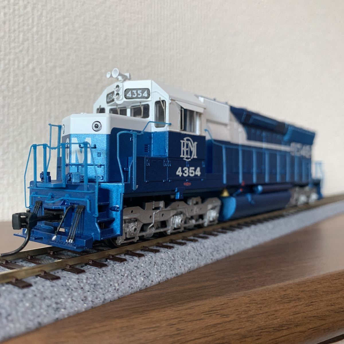 【特別価格】【Broadway Limited Imports】HOゲージ EMD SD45, Demo 4354 DCC サウンド搭載 ブロードウェイリミテッド #4286 /【Buyee ...