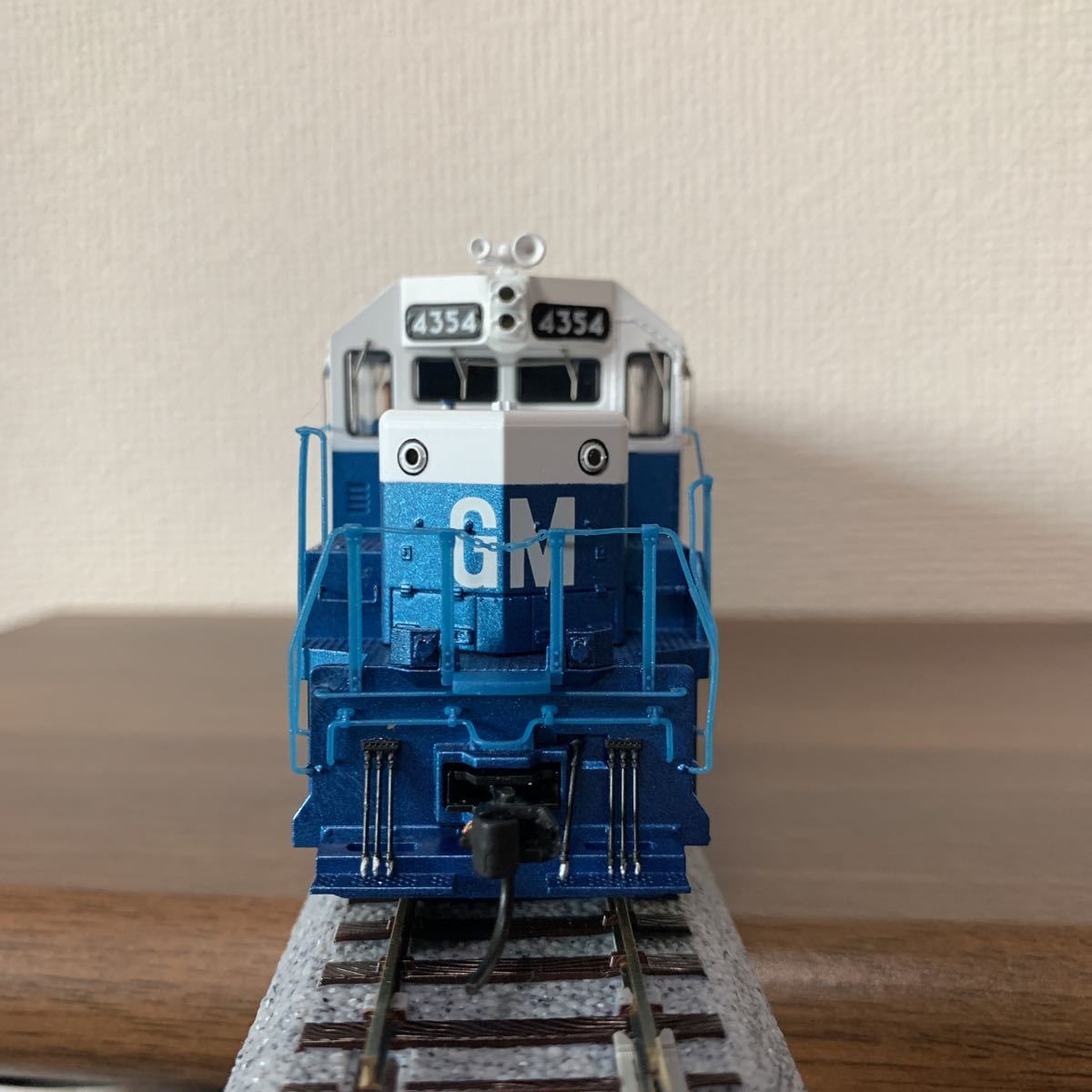 【特別価格】【Broadway Limited Imports】HOゲージ EMD SD45, Demo 4354 DCC サウンド搭載 ブロードウェイリミテッド #4286 /【Buyee ...