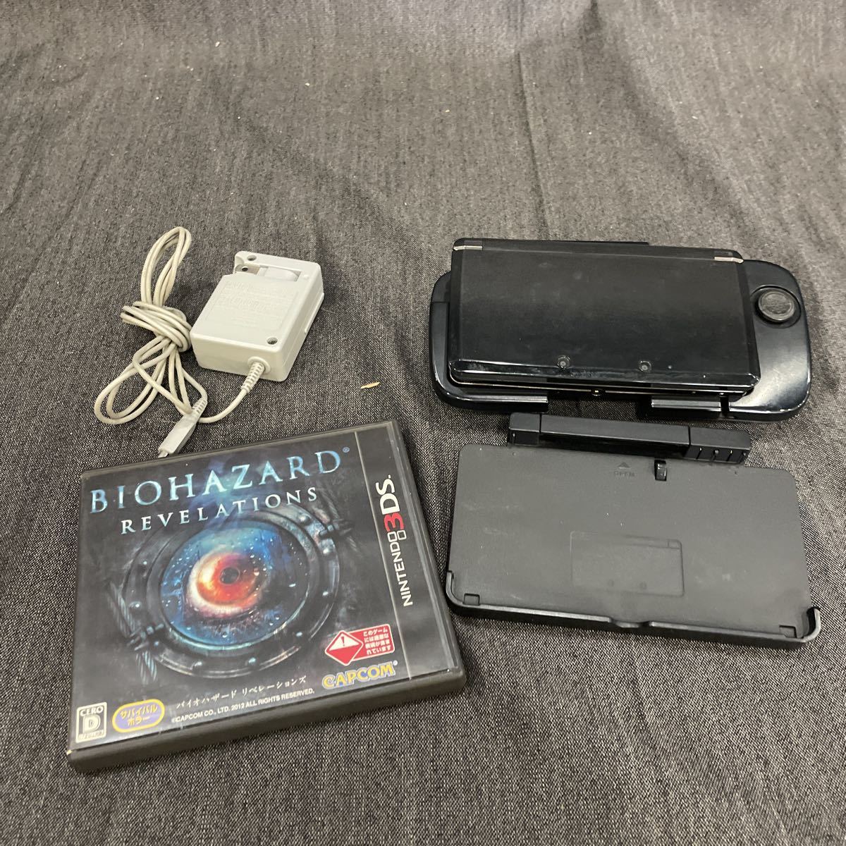 【2011年発売】Nintendo 任天堂 3DS本体 ブラック BIOHAZARD REVELATIONS CAPCOM 充電台 拡張 ...