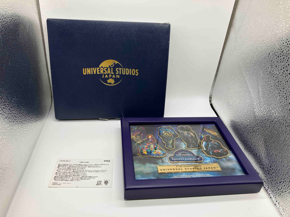USJ 17周年 記念ピンバッジ（非売品）ミニオン・トランスフォーマー・ジュラシックパーク・ハリーポッター 縦約19cm 横約22cm 幅約2 ...