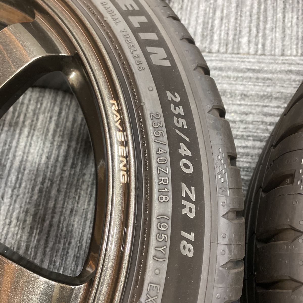 超美品 GR86 BRZ 86 ZN6 ZN8 ZC6 ZD8 TE37 SAGA 18インチ 9J +39 5穴 PCD100 ミシュラン パイロットスポーツ5 225/40R18 235 ...