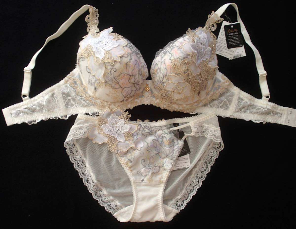 ワコール♪サルート 【アテナ】 39G IV F70&ショーツM♪ P-up ＜店舗限定＞ /【Buyee】 Buyee - Japanese Proxy Service | Buy from ...