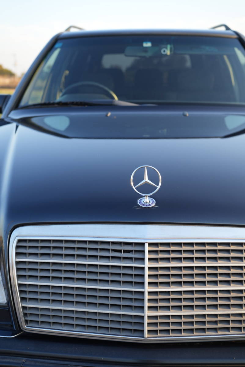 W124 S124 E280 後期型 Eクラス ステーションワゴン メルセデス・ベンツ 希少色 エメラルドブラック(189) /【Buyee】 Buyee - Japanese Proxy ...