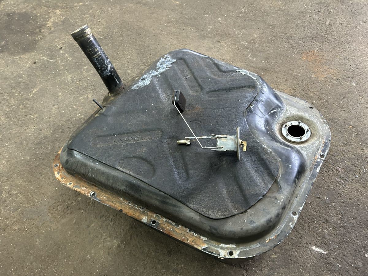 セリカLB 2000 GT RA25 ガソリンタンク 燃料タンク フューエルタンク KW管理No017 (TA22 TA27 ダルマ セリカ ...