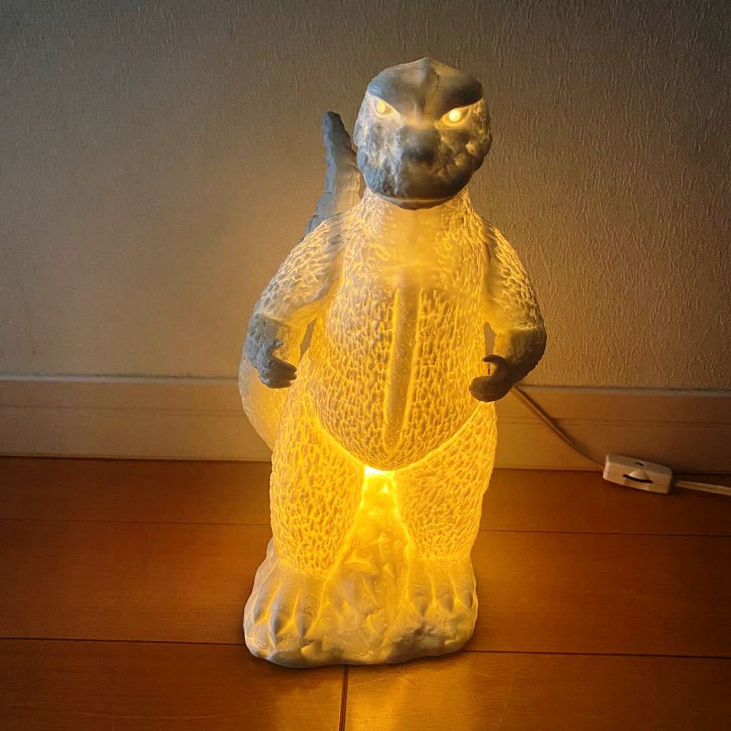 東宝 東宝映像 ゴジラ GODZILLA AMMORE MADE IN JAPAN 陶器製 初代ゴジラ 珍品 激レア 当時物 焼き物 レトロ 電灯確認済み 希少 電灯確認 /【Buyee ...