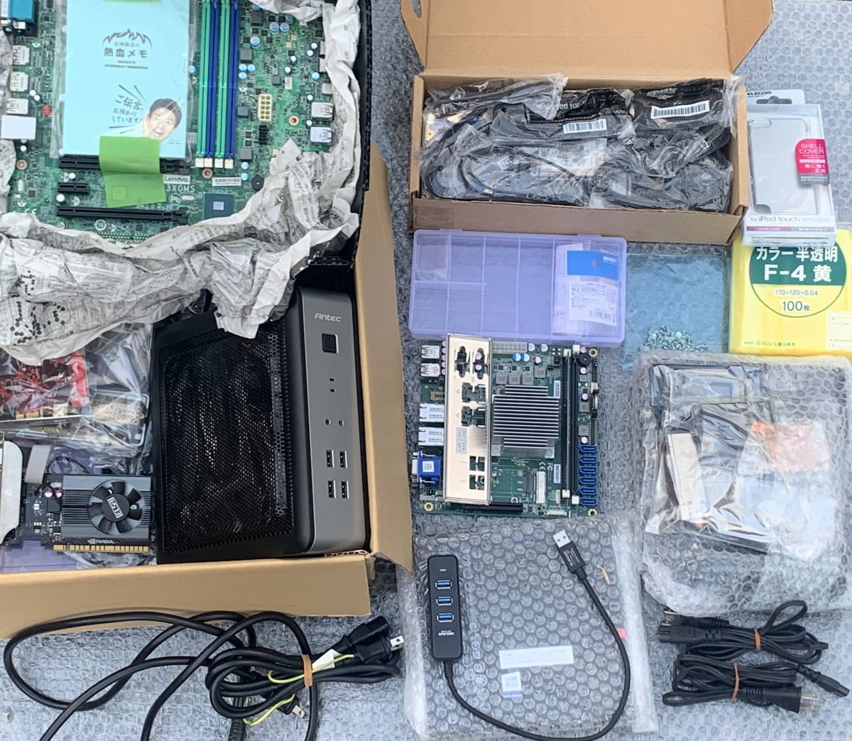中古＆保証無し ベアボーン状態PC PCパーツ等 約8kg / M710q Tiny Q556/R GT720 ISK-100 MITX ...