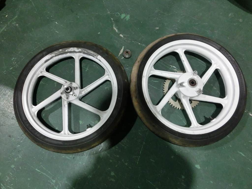 T【E3-95】【2箱】★ホンダ/RS125 NF4 S50/純正 17インチ エンケイ アルミホイール セット ASSY/※傷・汚れ有 /【Buyee】 Buyee - Japanese ...