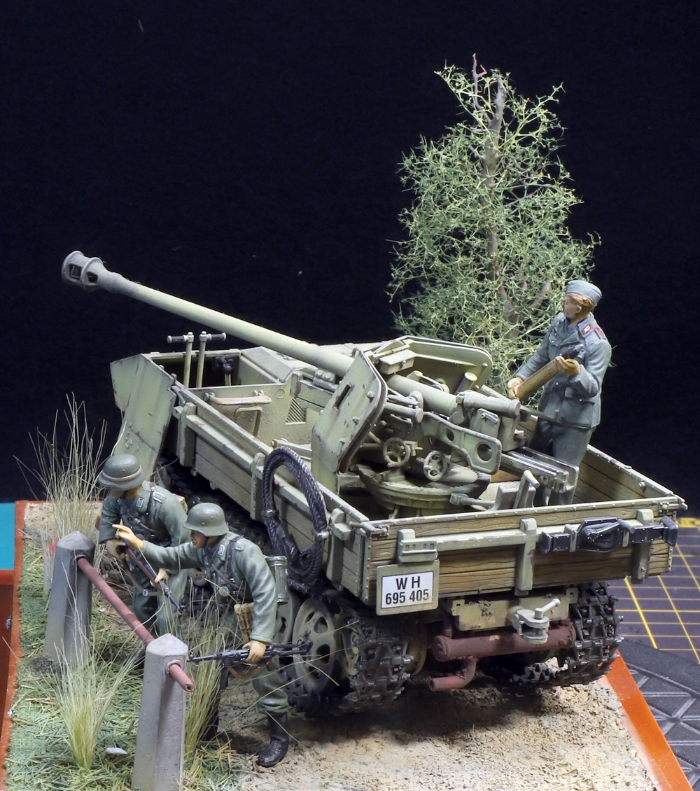 1/35 ドイツ軍 東部戦線1944 STEYR RSO mit PAK-40 対戦車自走砲ジオラマ 制作完成品（作品ベースサイズ長さ20cm×幅16cm×高さ15cm） /【Buyee ...