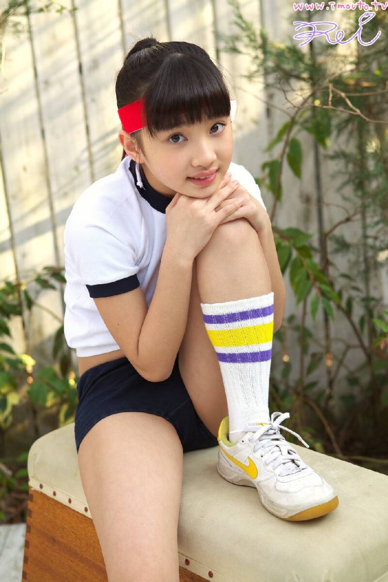 黒宮れい デジタル写真集「未公開シリーズ」（おいも屋本舗） 3枚セット その3 /【Buyee】