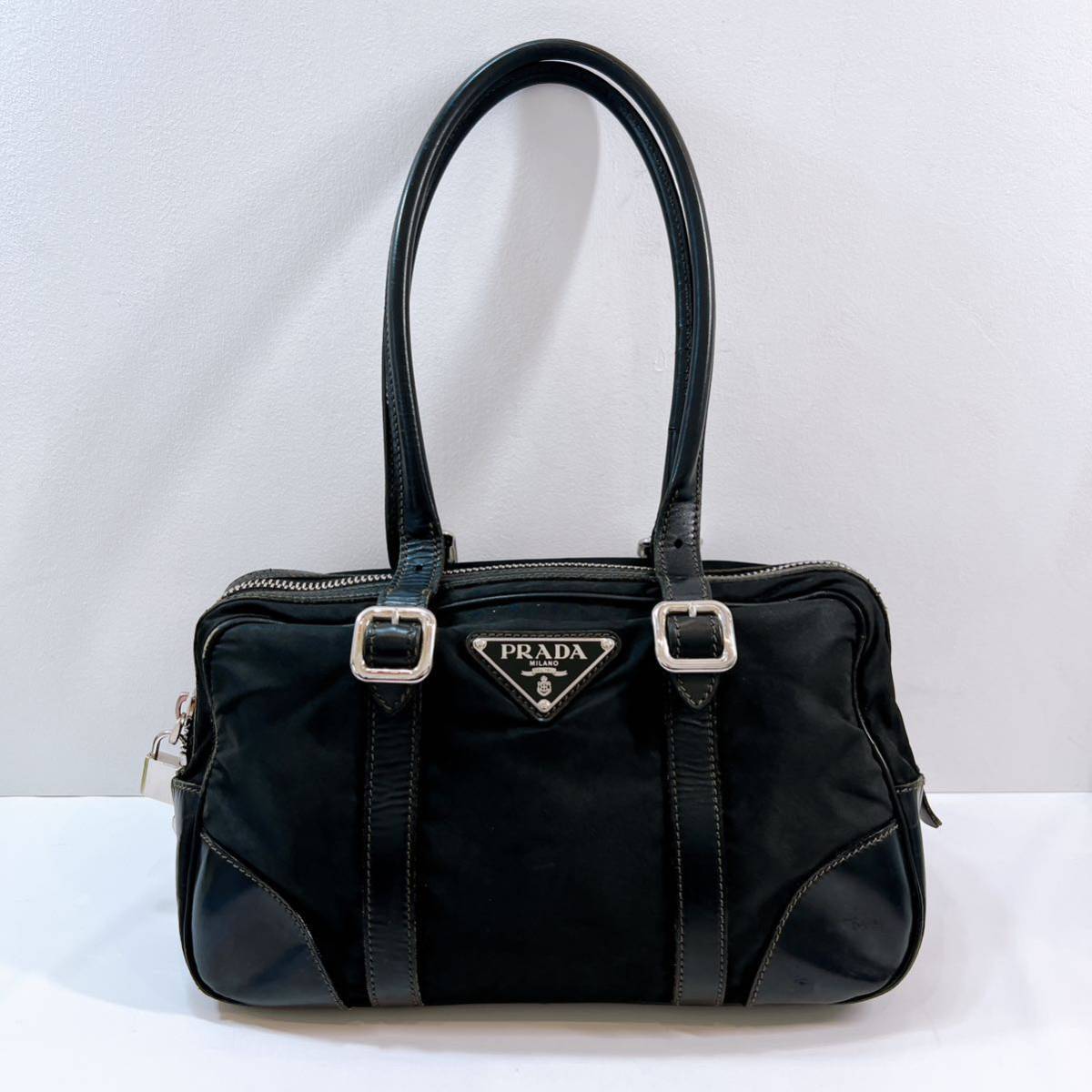 324☆中古☆ PRADA プラダ ナイロン ハンドバッグ レザー ブラック ミニボストン 南京錠 トートバッグ ヴィンテージ レディース 現状品 /【Buyee】 Buyee ...