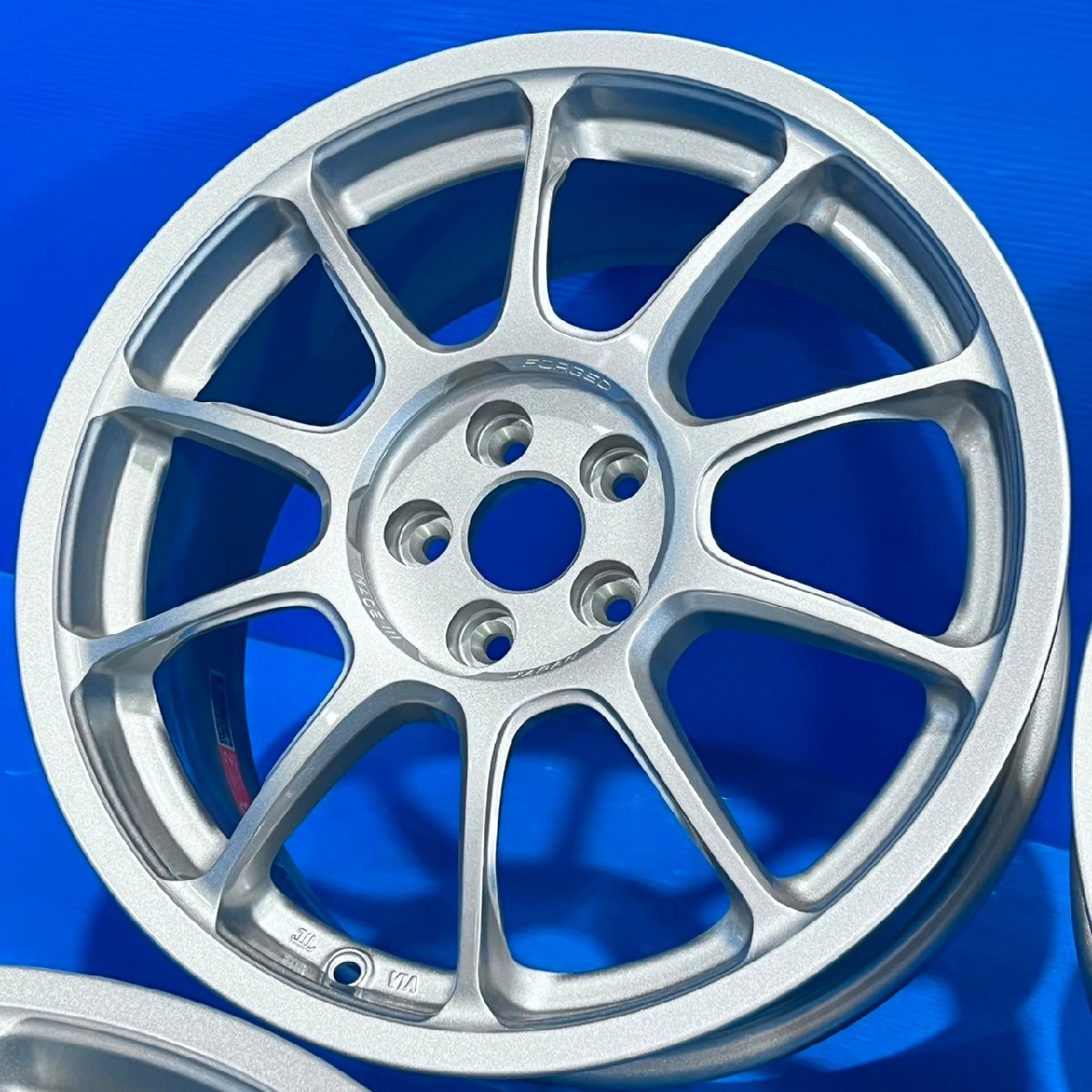 ラスト1台 新品 鍛造 RAYS VOLK RACING ZE40 CLUB RACER for GR86/BRZ CUP 7.5J+44 ...