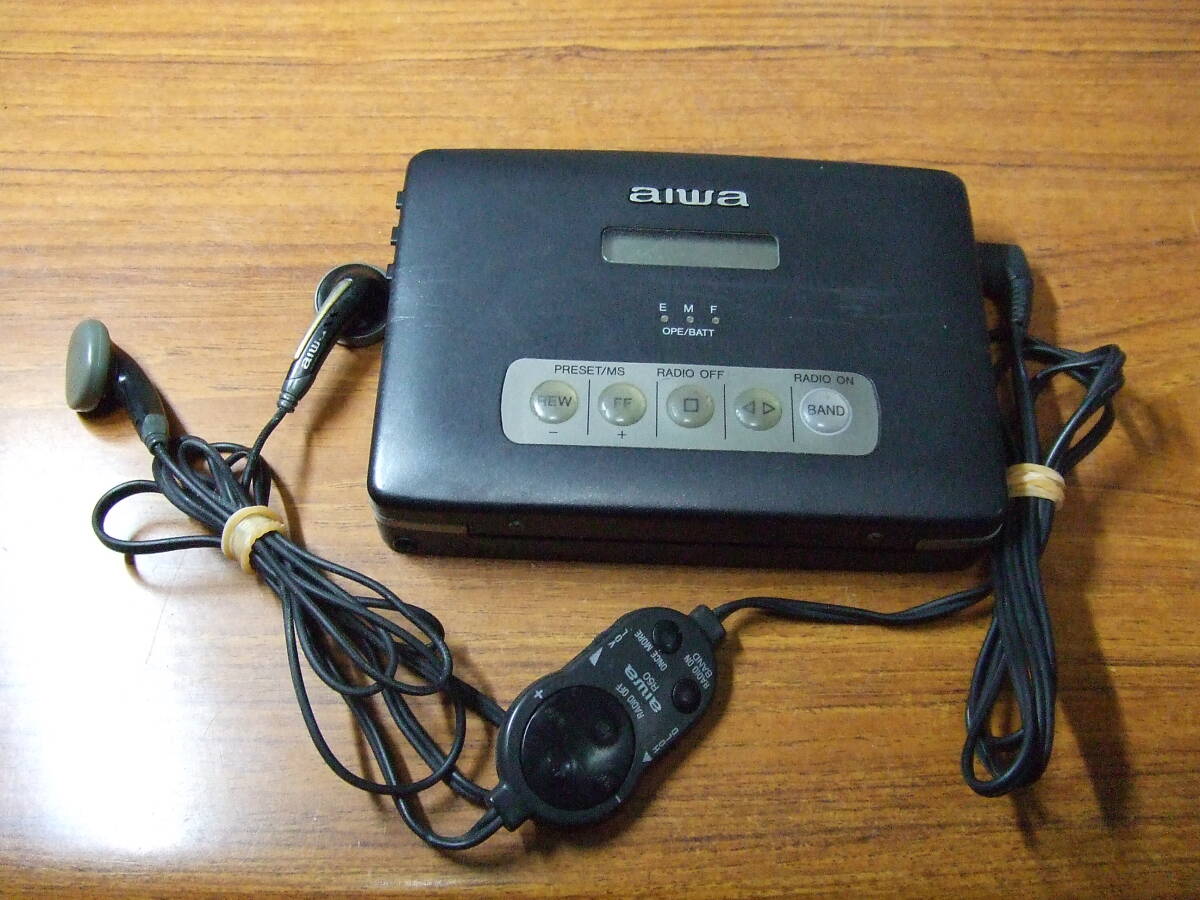 h805 aiwa/アイワ ポータブルカセットプレーヤー HS-RX650 中古 本体 未確認 ジャンク /【Buyee】 Buyee ...