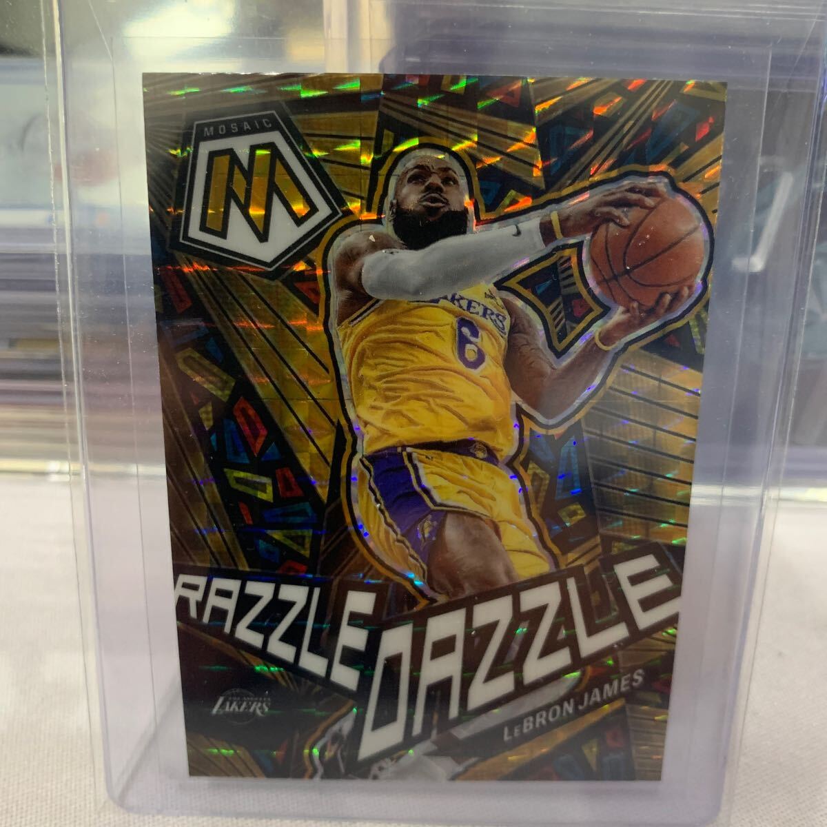 2022-23 Panini Mosaic LeBron James #5 Razzle Dazzle SSP ケース ヒット レイカー /【Buyee】 Buyee - Japanese ...