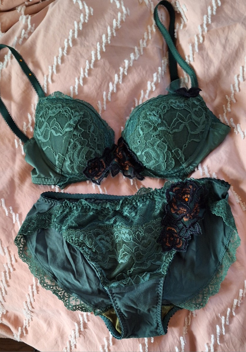 Wingレシアージュ B70 Mブラジャーショーツセット 補正用として /【Buyee】 Buyee - Japanese Proxy Service | Buy from Japan!