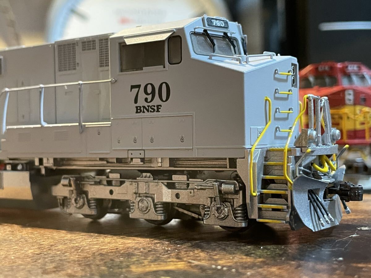 KATO改 BNSF Dash9 No.970 (primer) /【Buyee】 Buyee - Japanese Proxy ...