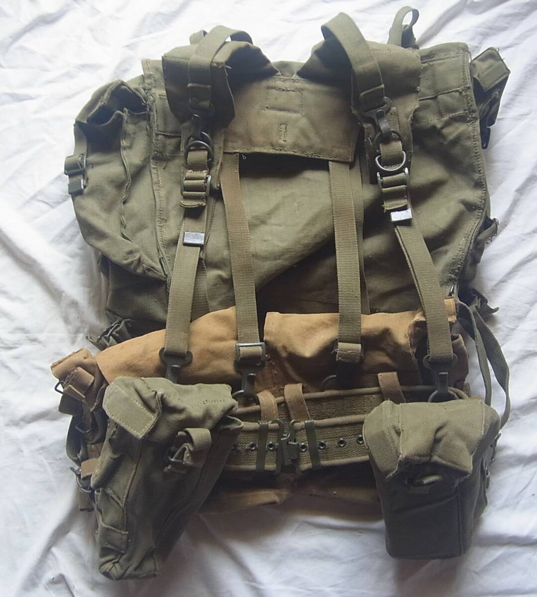 実物 南アフリカ ローデシア軍 ラージパック付きP61/64戦闘装備セット 後期型OGキャンバス FAL G3 M16 AK47 特殊部隊 セ ...