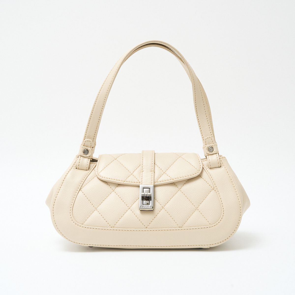 CHANEL シャネル 2.55 キャビアスキン ハンドバッグ A29923 10番台（2006年頃～製造） ショルダーバッグ レザー ...