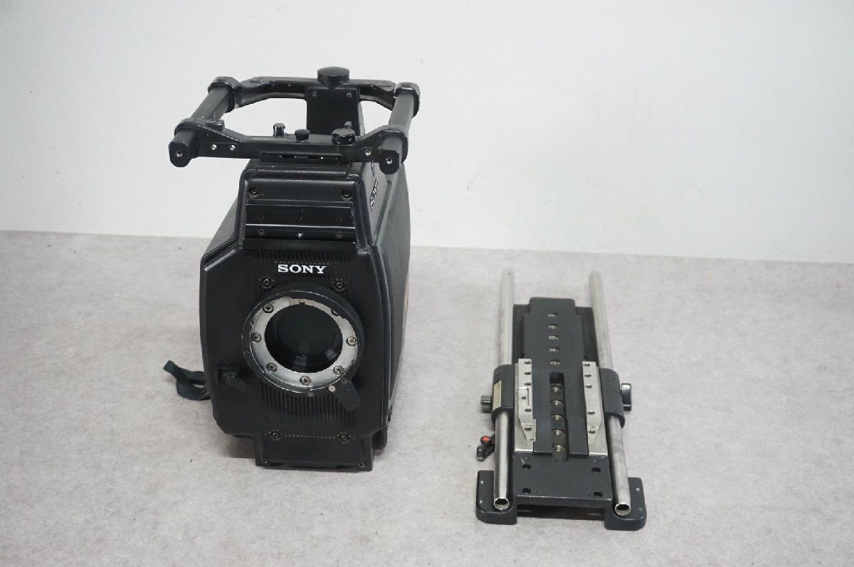 [SK][E4329117S] SONY ソニー HDVS HD COLOR CAMERA HDC-300 業務用 制作カメラ カメラ ケース ...