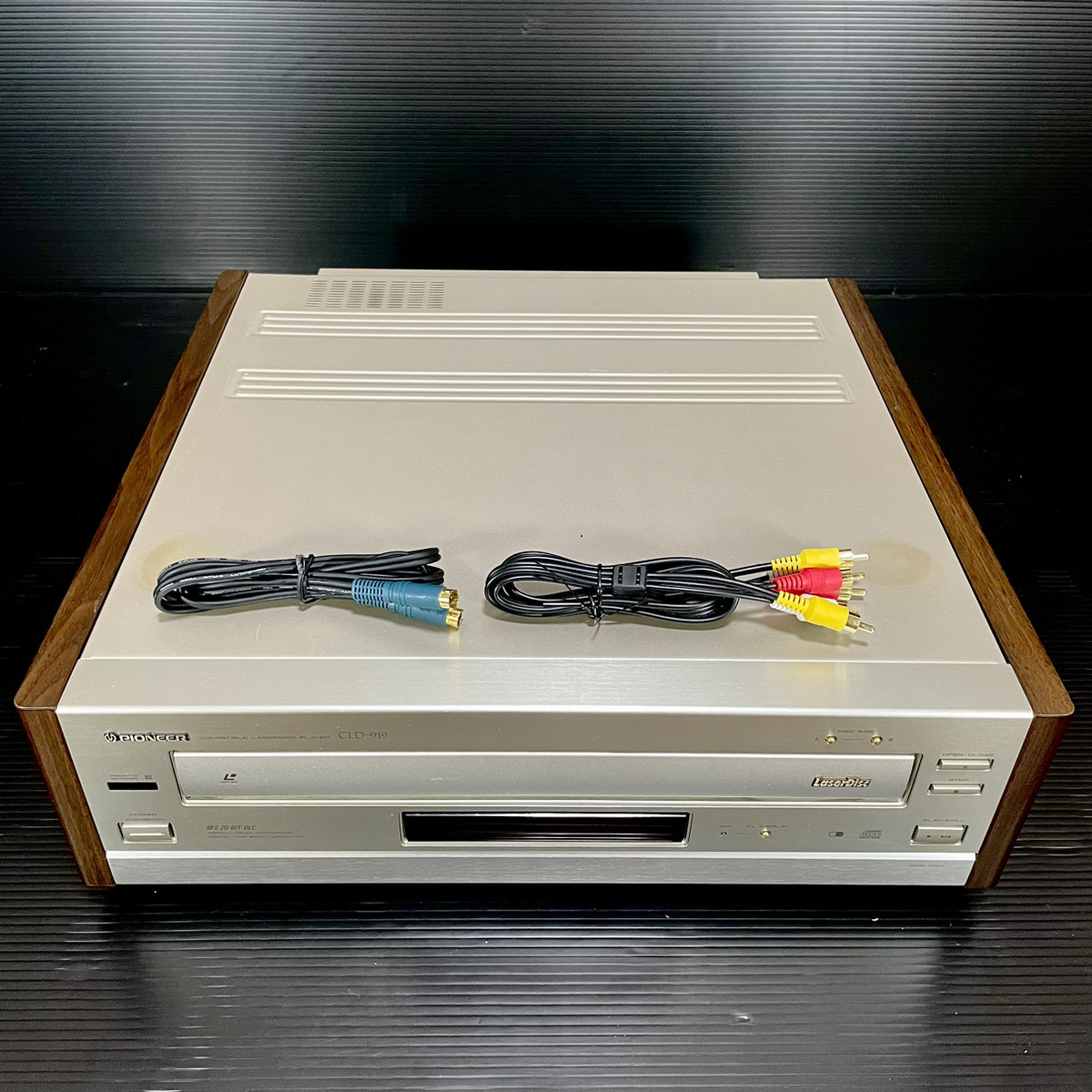 【高級機/極上美品】Pioneer パイオニア CLD-919 Laser Disc Player レーザーディスクプレーヤー LD CD CLD-909 DVL-919 の兄弟機 ...