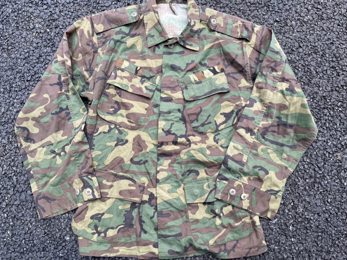 90s シンガポール軍 迷彩 ジャケット 軍モノ ミリタリー ビンテージ リーフERDL ファティーグジャケット ビンテージ 大きな XL ...