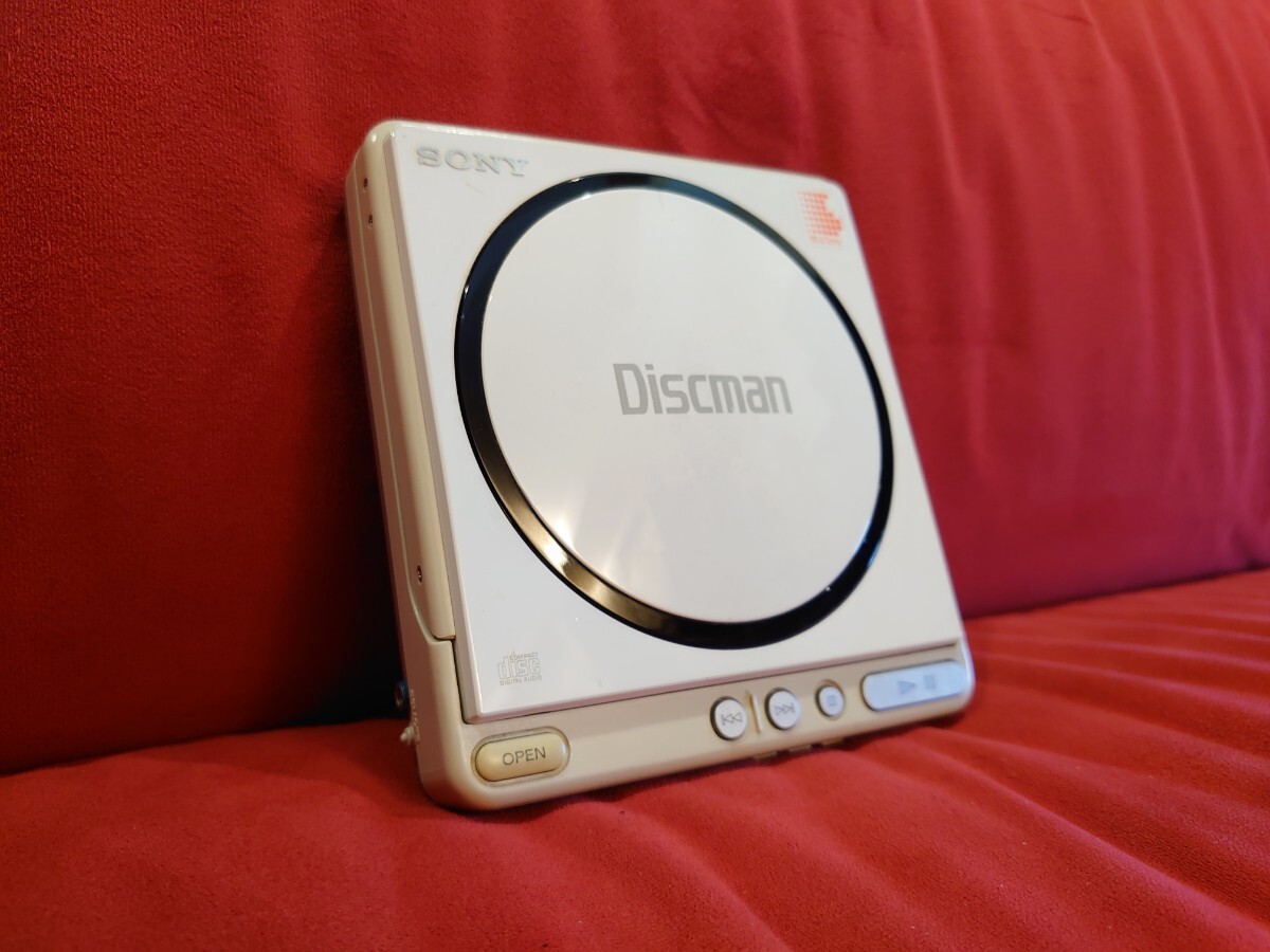 【SONY】D-40 DISCMAN Vintage PORTABLE CD PLAYER WALKMAN ソニー レトロ ポータブル CD ...