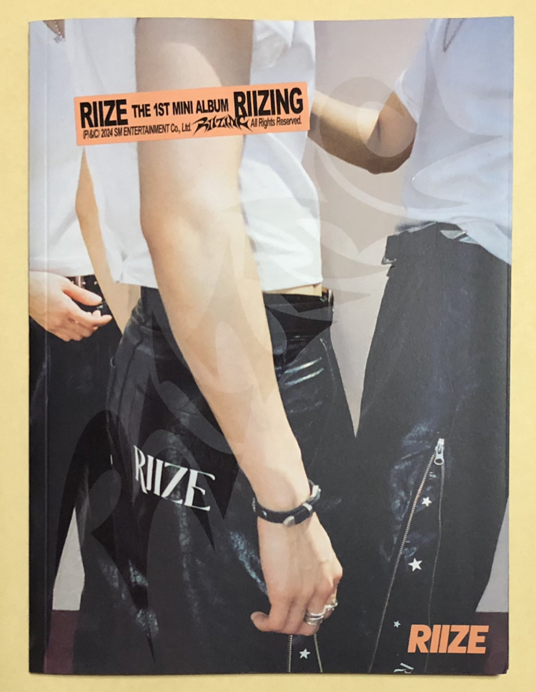 RIIZE 1st mini album RIIZING フォトブック盤 Photo book ver boom boom bass impossible 韓国盤 アルバム CD BBB ...