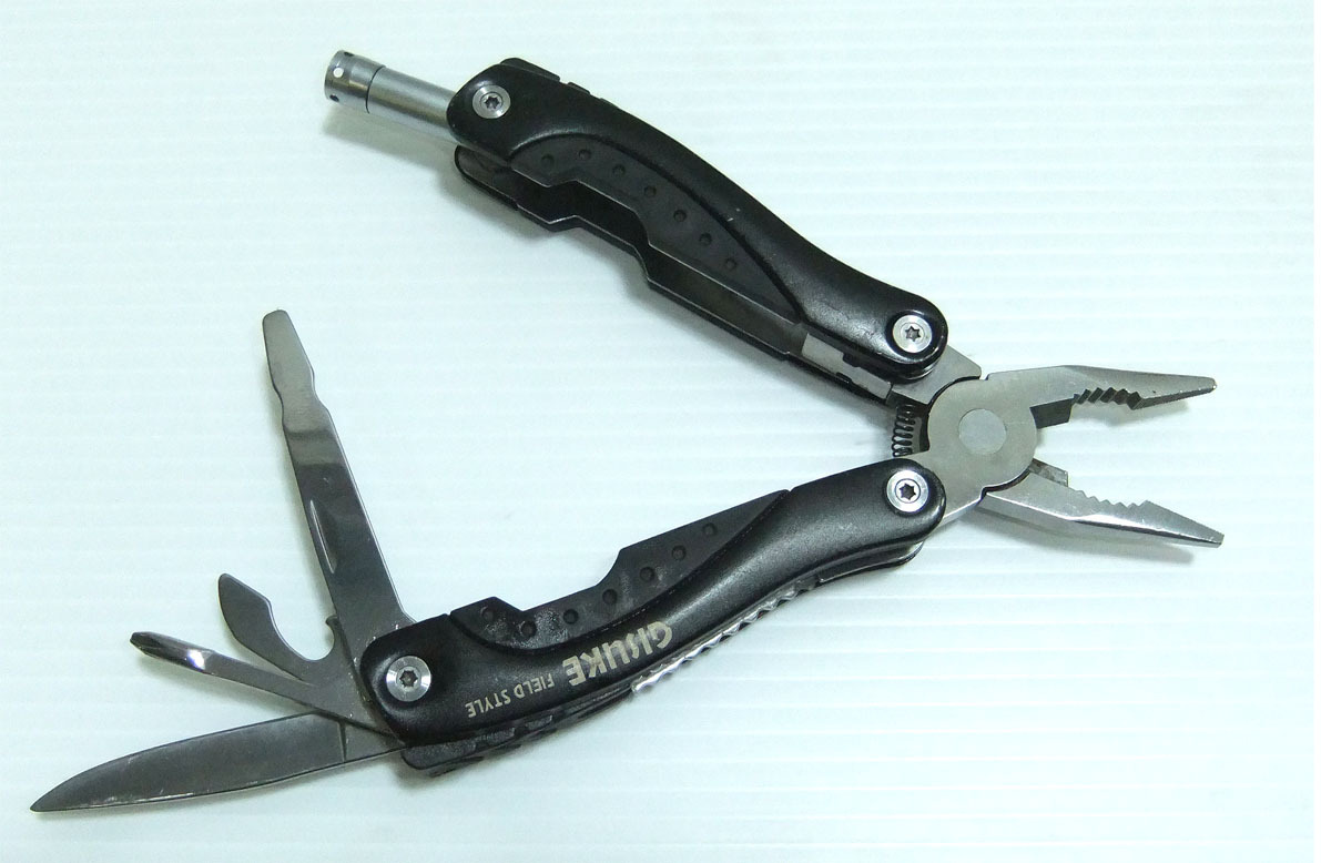 おすすめ商品 GISUKE Field Style マルチツール - アウトドア用マルチツール -多機能型 - キャンプ 釣り【動作 確認済】 中古品 /【Buyee】
