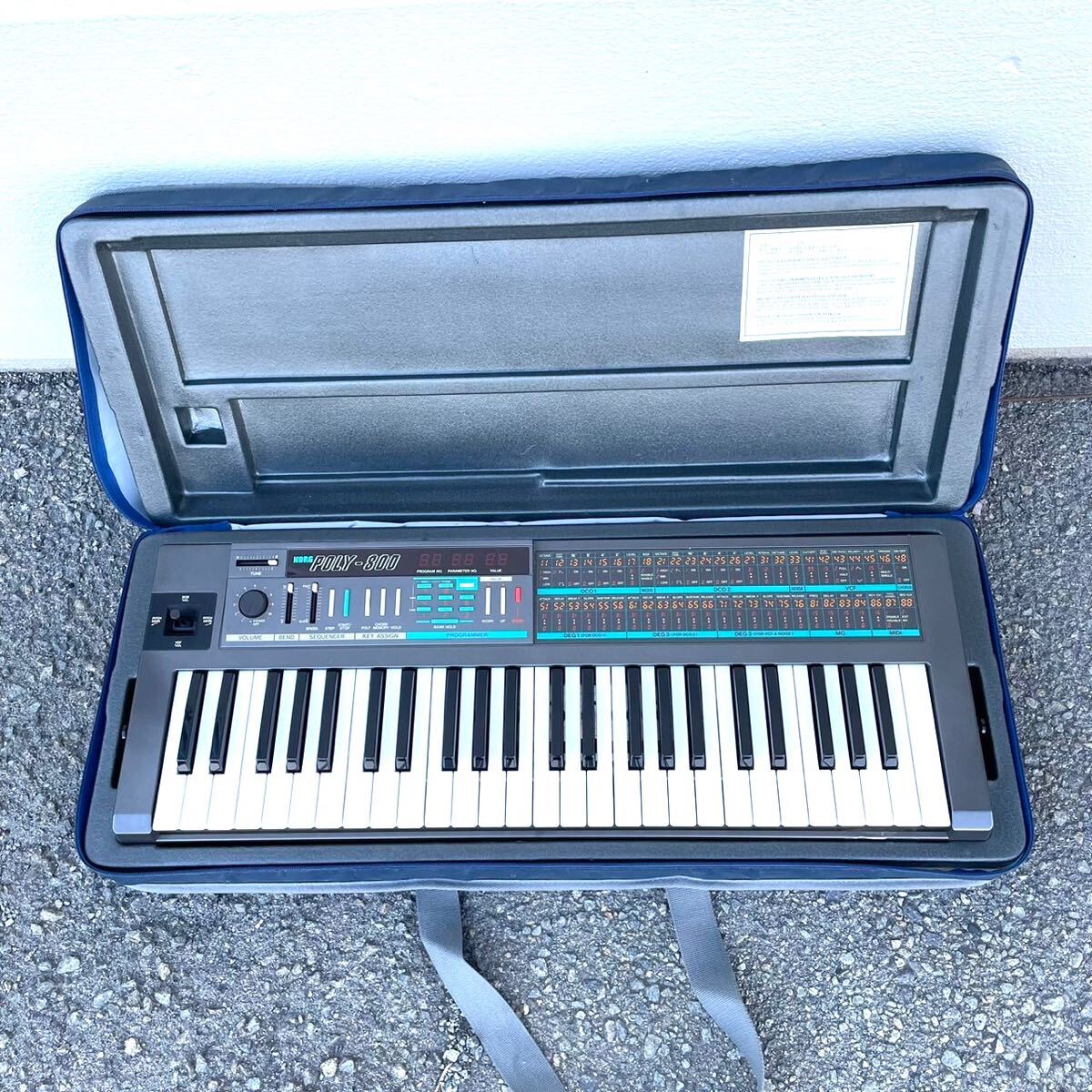 1円スタート KORG コルグ POLY-800 PS-800 シンセサイザー 楽器 音楽 キーボード ソフトケース付き 通電確認済み y-082801-1577 /【Buyee】