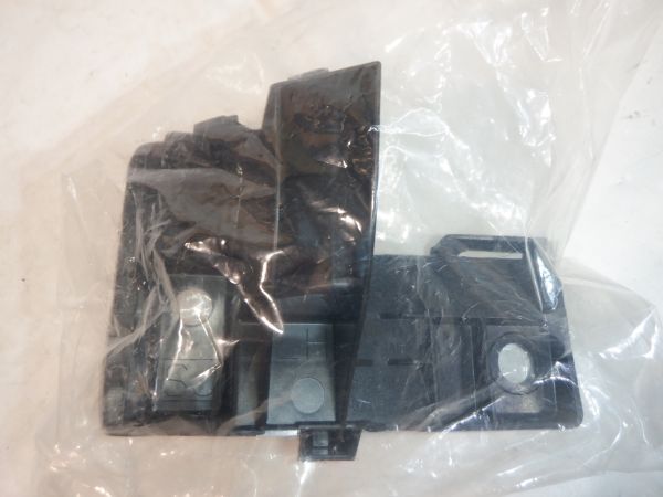 KGD49k27★SK5★SK9★SKE★フォレスター★★リアバンパーサポート★★リテーナー★左★57707SJ310★未使用新品★送料安い★ ...