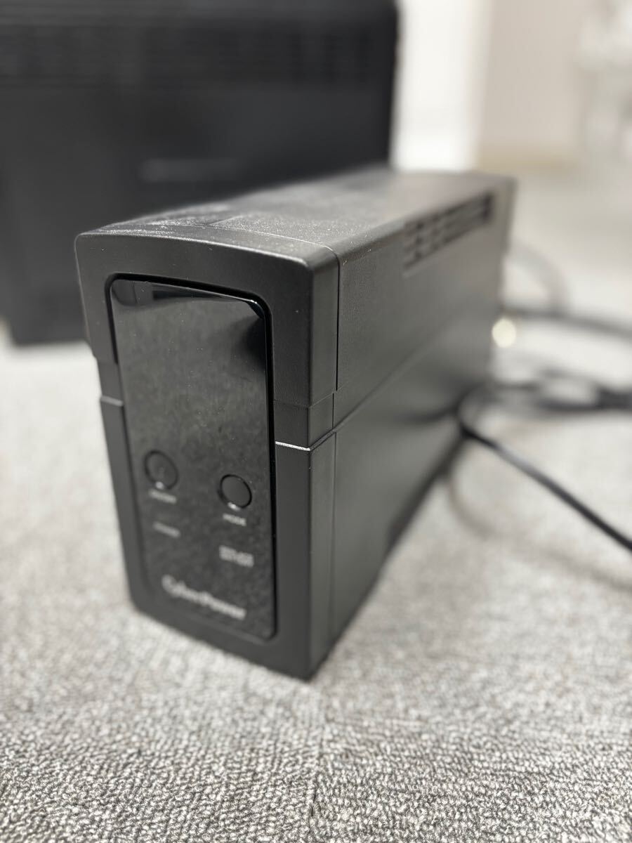 CyberPower (サイバーパワー) CPJ500 無停電電源装置 UPS 常時商用給電/正弦波 500VA/300W 家庭用 3年保証 ...