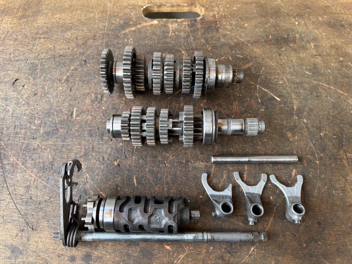 ヤマハ TZR250 1KT 純正ミッション ギアセット レストアベース 当時物 エンジンパーツ シフトフォーク シフトドラム 2XT TDR250 R1-Z /【Buyee】 Buyee ...