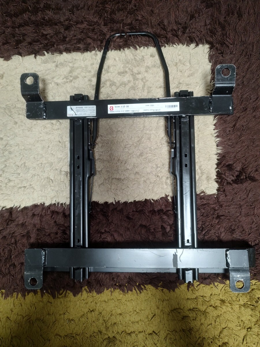 BRIDE ブリッド シートレール セミバケットシート セミバケ 86 GR86 BRZ ZN6 ZN8 ZC6 ZD8 右側 運転席側 ローポジション T901YZ /【Buyee ...